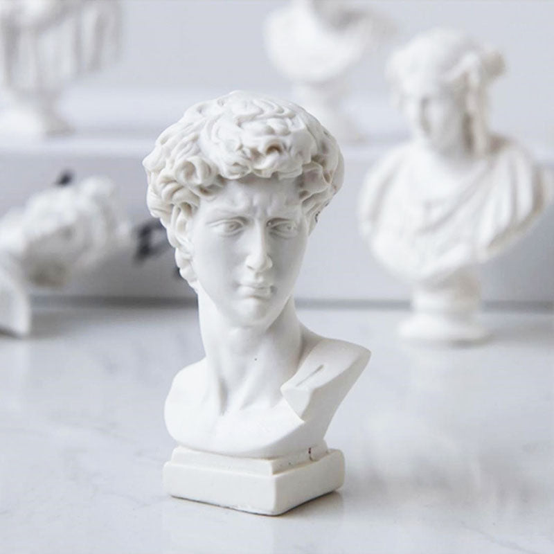 Classical Busts – Dolphin Decor